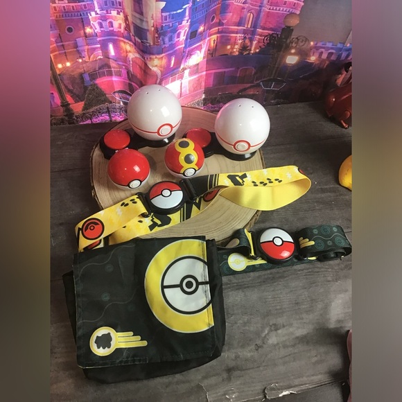 Pokemon | Toys | Pokemon Clip N Go Belt Bag Pokemon Balls | Poshmark